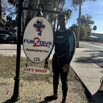 FUN 2 DIVE MANATEE TOURS - Updated January 2026 - 413 Photos & 236 ...
