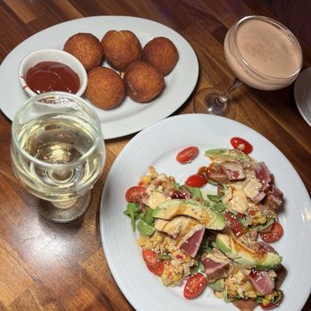 TEN MILE HOUSE - Updated January 2026 - 347 Photos & 361 Reviews - 1700 ...