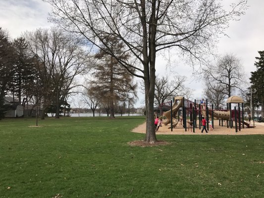 FOWLER PARK - Updated September 2025 - 10 Photos - 438 N Oakwood Ave ...