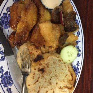 LA UNION RESTAURANT - 28 Photos & 33 Reviews - Latin American - 9575 ...