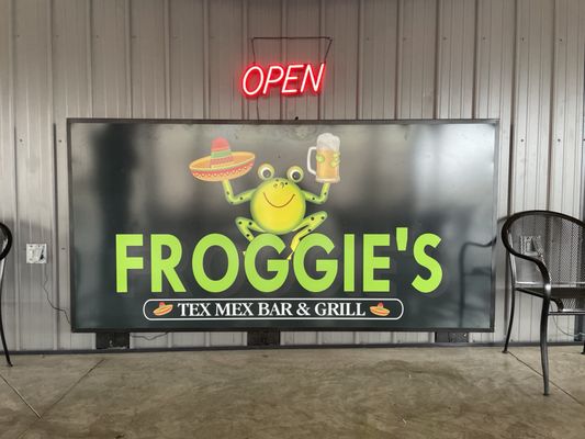 FROGGIE’S BAR AND GRILL - Updated September 2025 - 12 Reviews - 115 ...