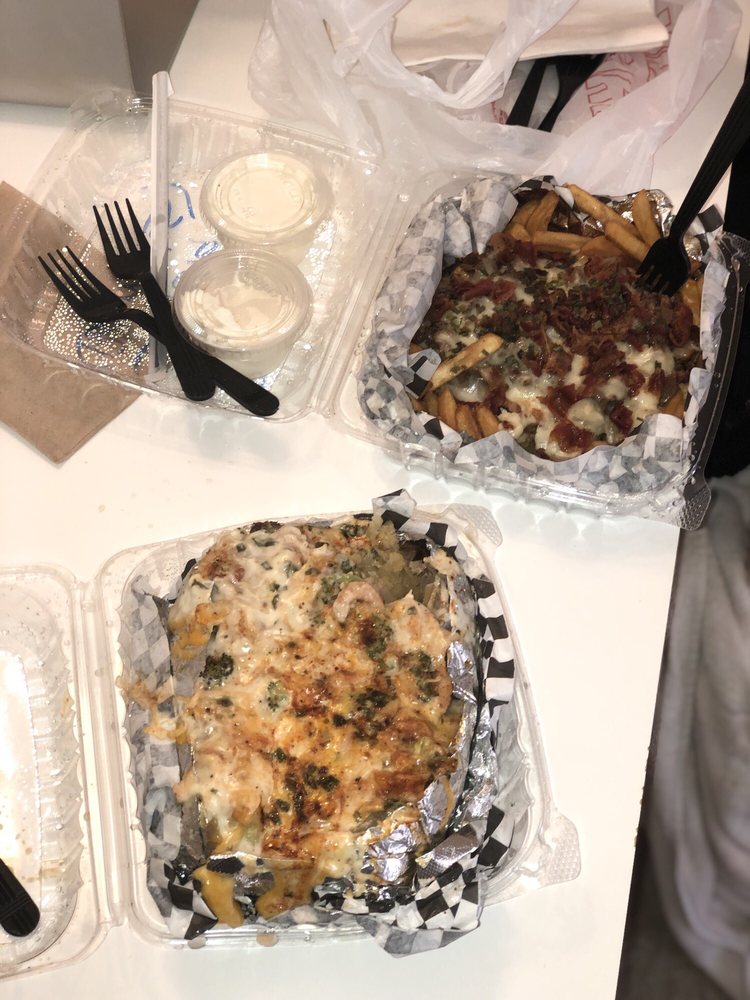 THE SLEEPY POTATO - 54 Photos & 42 Reviews - American (Traditional ...