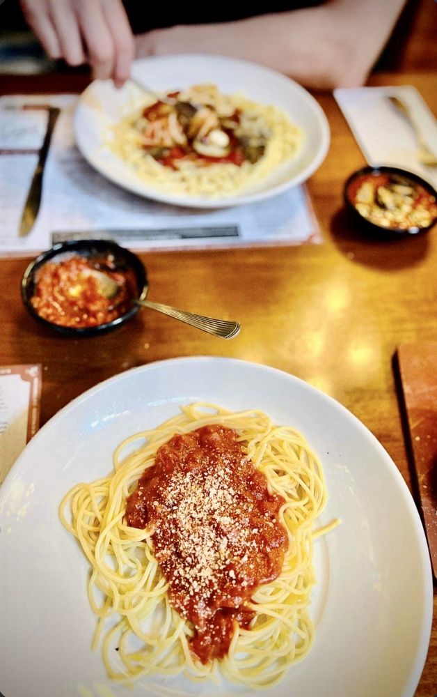 THE OLD SPAGHETTI FACTORY - Updated December 2025 - 1120 Photos & 987 ...