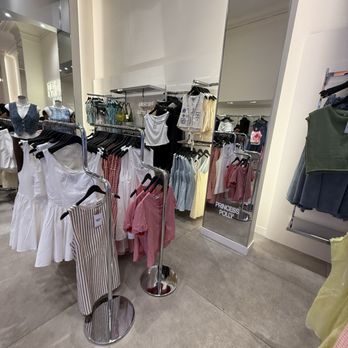 EDIKTED - Updated December 2025 - 37 Photos & 23 Reviews - 518 Broadway ...