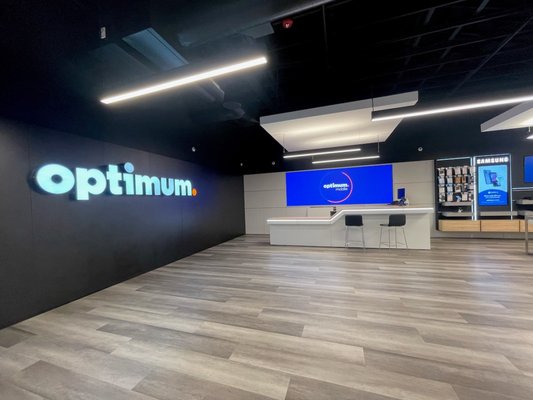 OPTIMUM - Updated December 2025 - 11 Reviews - 3541 Dr Martin Luther ...