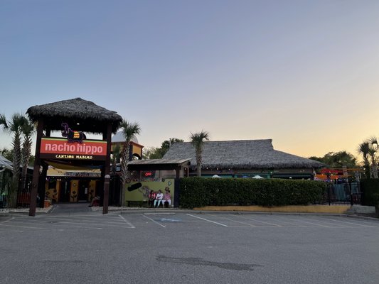 NACHO HIPPO - Updated November 2025 - 597 Photos & 745 Reviews - 850 N ...