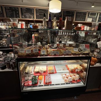 SMALL WORLD COFFEE - Updated 05/2025 - 398 Photos & 543 Reviews - 14 ...