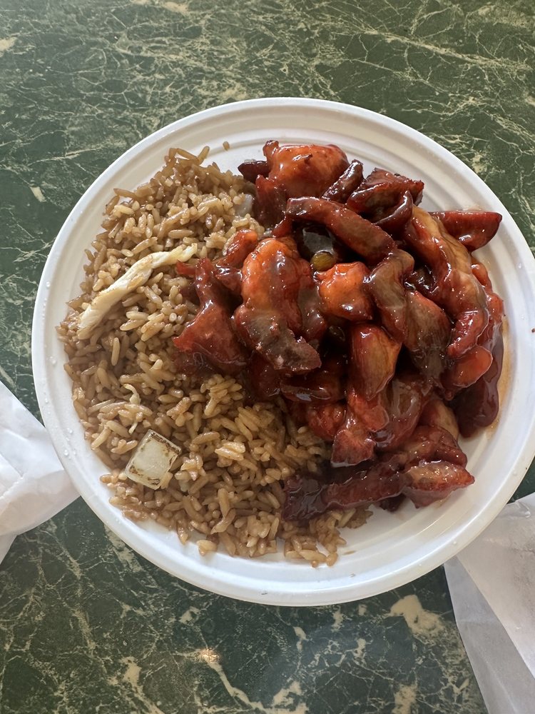 LE GONG GOURMET - Updated July 2024 - 45 Photos & 50 Reviews - 2140 W ...