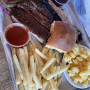 ERICA DAVIS LOWCOUNTRY - 137 Photos & 137 Reviews - 3209 E Victory Dr ...