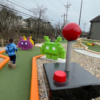TOY BOX MINI GOLF - Updated October 2025 - 62 Photos & 31 Reviews - 112 ...