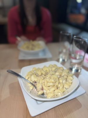 THE URBAN TAP - Updated July 2025 - 620 Photos & 332 Reviews - 216 S ...