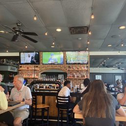 OCEANS & ALE - Updated January 2026 - 687 Photos & 897 Reviews - 4700 ...