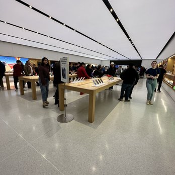 APPLE MALL OF AMERICA - Updated August 2025 - 30 Photos & 73 Reviews ...