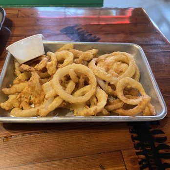 TWISTED ROOT BURGER - Updated May 2024 - 465 Photos & 410 Reviews ...