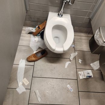 TARGET - Updated October 2025 - 263 Photos & 240 Reviews - 10600 ...