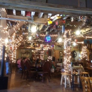 WAKEMAN ELEVATOR CRAFT BEER & WINE BARN - Updated December 2025 - 58 ...