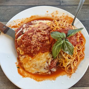 CIRCO PIZZERIA & ITALIAN KITCHEN - Updated December 2025 - 113 Photos ...