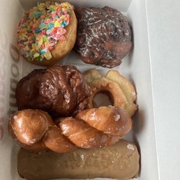 SESAME DONUTS - Updated November 2025 - 168 Photos & 140 Reviews - 1503 ...