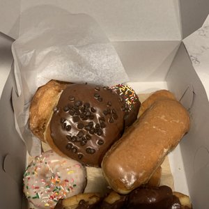 STAR DONUTS - Updated January 2025 - 71 Photos & 126 Reviews - 2160 ...