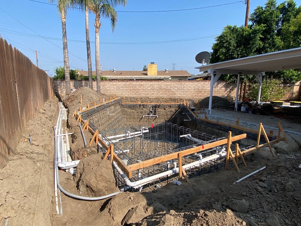 DYNAMIC CONSTRUCTION POOLS AND SPAS - Updated August 2025 - 21 Photos ...