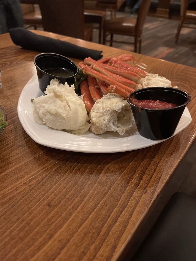 CEDAR RIDGE RESTAURANT - Updated December 2025 - 30 Photos & 36 Reviews ...