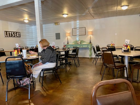 ALTMAN’S RESTAURANT - Updated August 2025 - 58 Photos & 107 Reviews ...