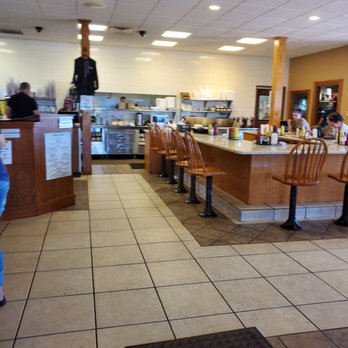 BUSY CORNER - Updated June 2024 - 249 Photos & 116 Reviews - 302 S ...