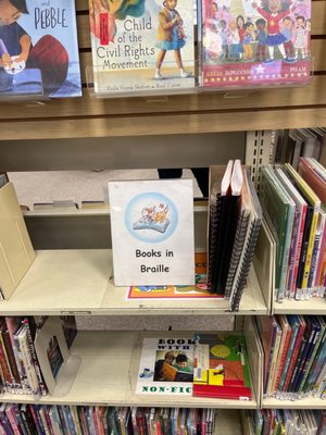 ARROYO GRANDE LIBRARY - Updated December 2025 - 32 Photos & 25 Reviews ...