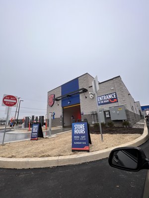 SHINY SHELL CARWASH - LEMOYNE - Updated January 2026 - 38 Photos & 20 ...