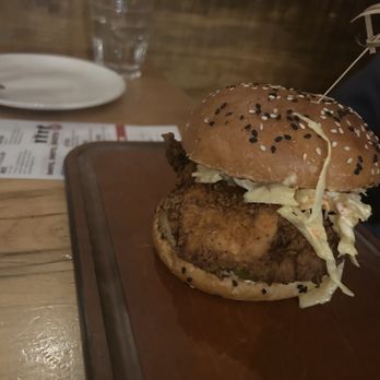 HAMBRGR - Updated December 2025 - 282 Photos & 238 Reviews - 49 King ...