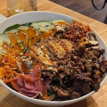 SCRATCH KITCHEN AND TAPROOM - 346 Photos & 164 Reviews - 160 E Cedar St ...