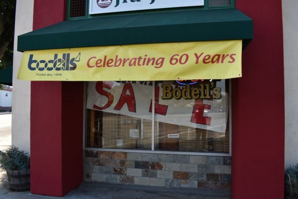 BODELL’S SHOES - 31 Photos & 66 Reviews - 4190 N Viking Way, Long Beach ...