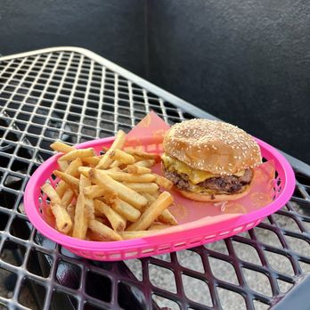 MAIN BURGER - Updated December 2025 - 191 Photos & 133 Reviews - 161 W ...