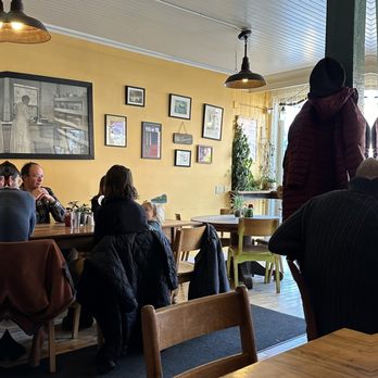 3 SQUARES CAFE - Updated June 2025 - 173 Photos & 197 Reviews - 141 ...