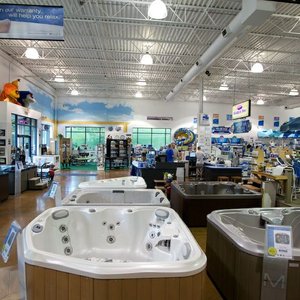 SPARKLE POOL SERVICE - Updated October 2025 - 25 Photos - 13779 Ibis St ...