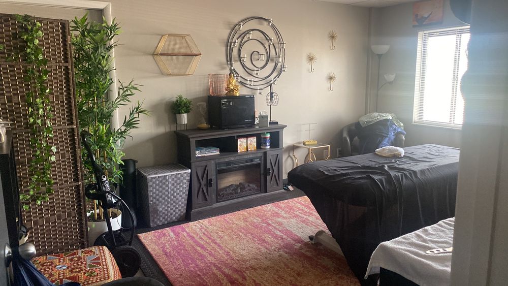 SIAM THAI MASSAGE - Updated October 2025 - 900 Christopher Ln ...