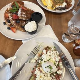 POACHED NEIGHBORHOOD KITCHEN - Updated October 2025 - 2260 Photos ...