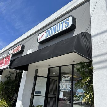 PRIMO’S DONUTS - Updated June 2024 - 579 Photos & 716 Reviews - 2918 ...