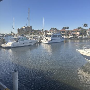 CASS CAY BAR AND RESTAURANT - Updated December 2025 - 128 Photos & 171 ...