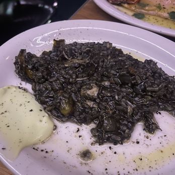 EEL BAR - Updated October 2025 - 87 Photos & 33 Reviews - 252 Broome St ...