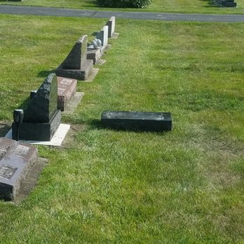 PETER TROOST MONUMENT - Updated November 2025 - 18 Photos & 17 Reviews ...