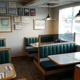 SWEET HOLLOW DINER - Updated December 2024 - 137 Photos & 151 Reviews ...