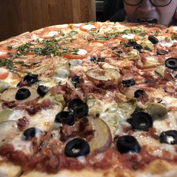 UPPER CRUST PIZZERIA with 92 real customer photos - Updated August 2024 ...
