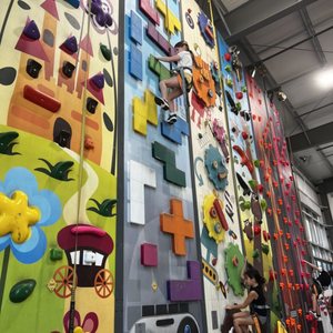 ALPINE CLIMBING ADVENTURE FITNESS - 36 Photos & 59 Reviews - Yoga ...