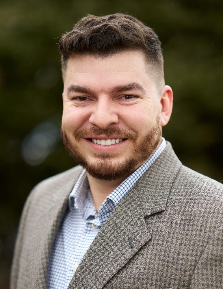 VILLAGE BARBER & STYLE SHOP - Updated January 2026 - 38 Reviews - 4731 ...