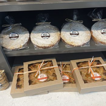 THE DAILY BREAD BAKERY & CAFE - Updated October 2025 - 122 Photos & 174 ...