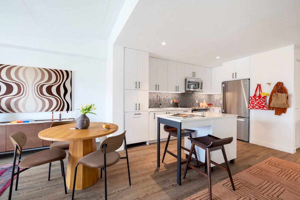 THE NOBLE - Updated May 2026 - 28 Photos - 200 Spring Garden St ...