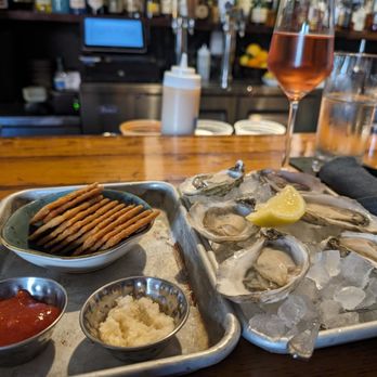 ST. ROCH FINE OYSTERS + BAR - Updated May 2024 - 769 Photos & 405 ...