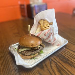 CHUNKY DUNKS - Updated October 2024 - 226 N Park Ave, Fremont, Ohio ...