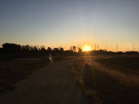 BAYLANDS PARK TRAIL - Updated November 2025 - 380 Photos & 129 Reviews ...